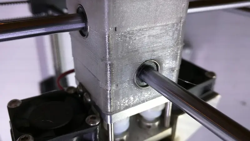 Ultimaker 2 Print head top with integrated m8 / m10 | YouMagine